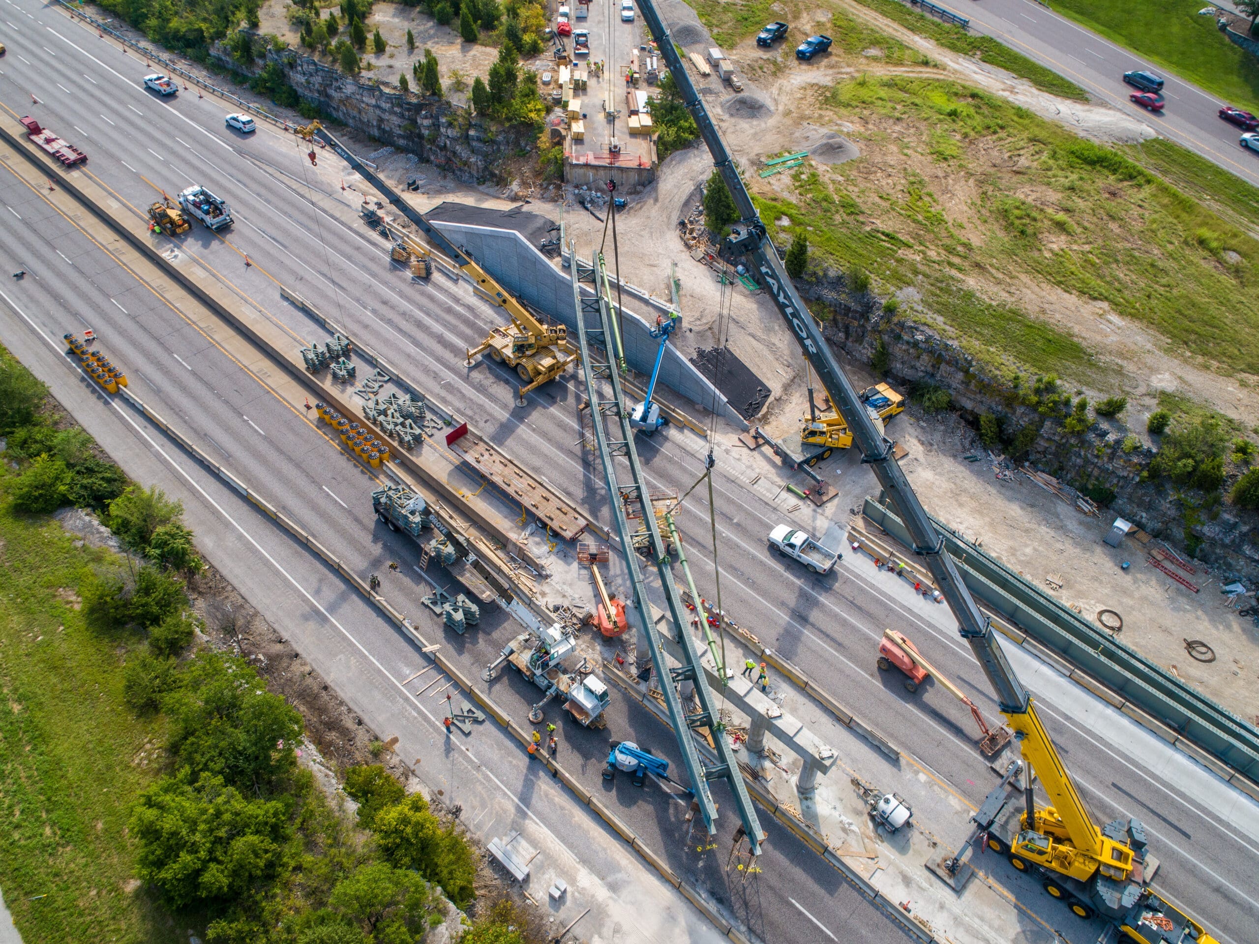 I-44 Bridges over Meramec River- KCI ConstructionKCI Construction